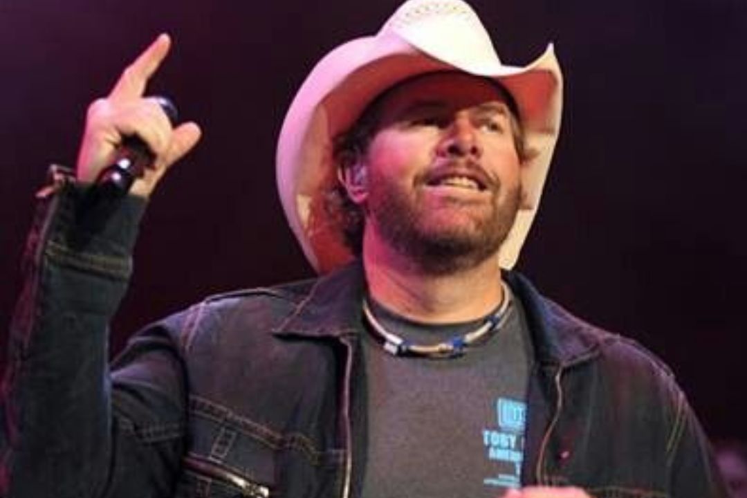Toby Keith - Bullets In The Gun - OldiesButGoodies