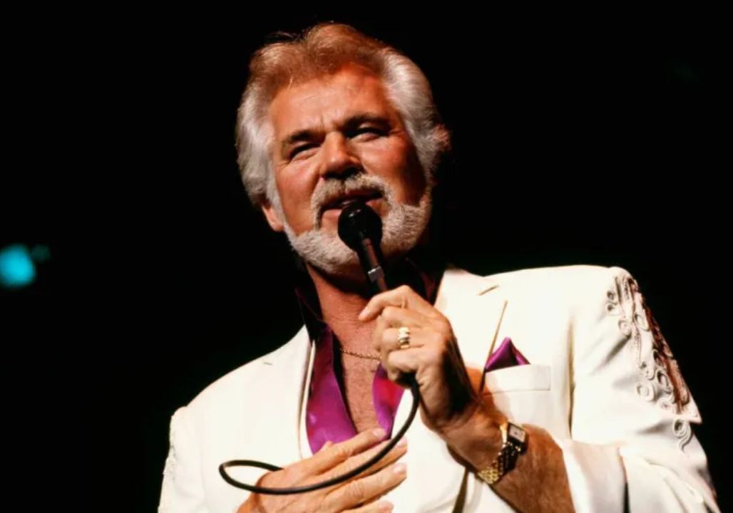 Kenny Rogers - Sweet Music Man - OldiesButGoodies