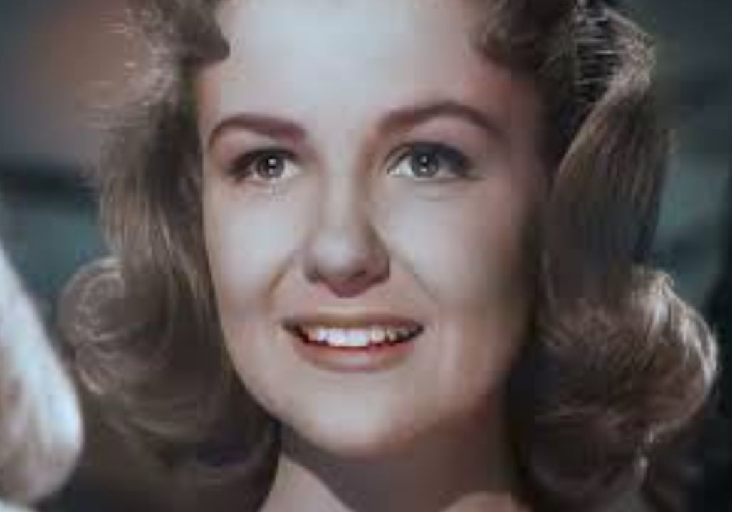 Shelley Fabares - Johnny Angel - OldiesButGoodies