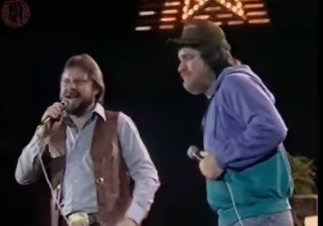 Moe Bandy & Joe Stampley – Just Good Ol’ Boys - OldiesButGoodies