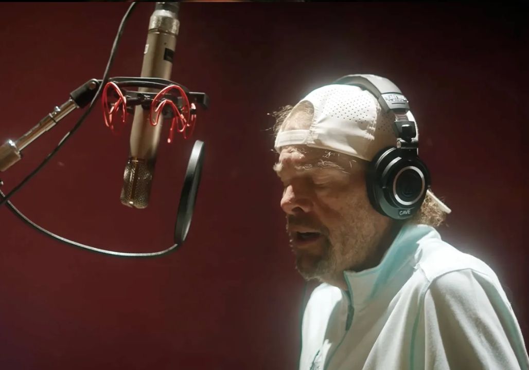 Toby Keith - Beer For My Horses - OldiesButGoodies