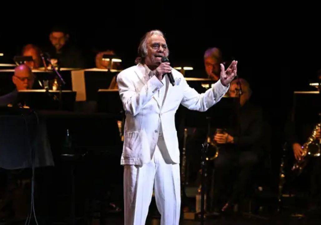 Johnny Mathis - The Final song of his final performance - May 18 2025 ...