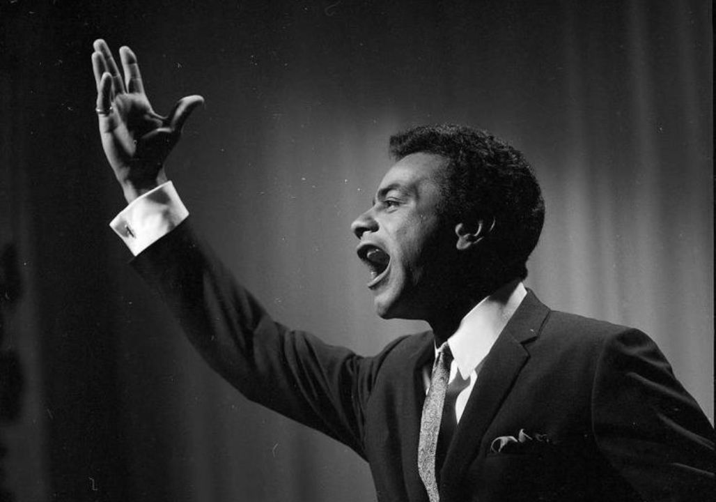 Johnny Mathis - "Small World" - OldiesButGoodies