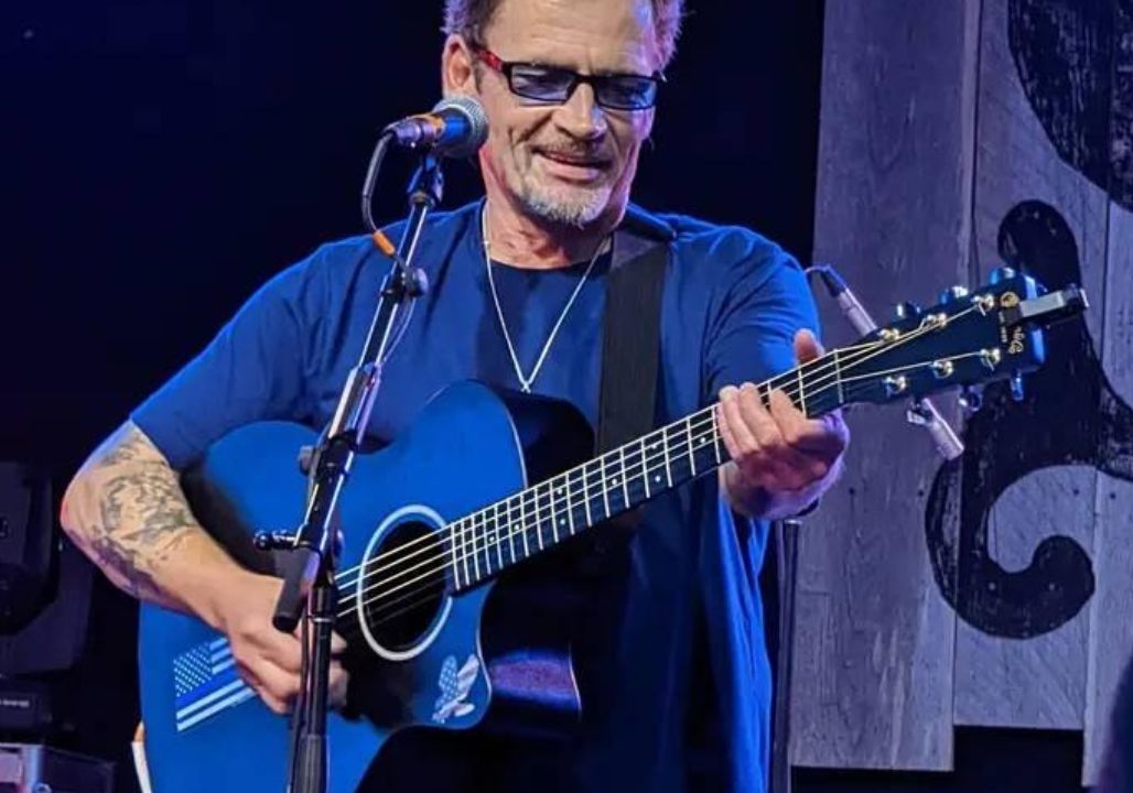 “Merle Haggard’s Son Stole His Truck—And Got a Brand New One in Return ...