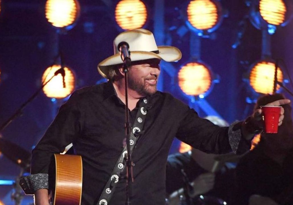 In the early 1990s, Toby Keith was just a small-town kid from Oklahoma ...