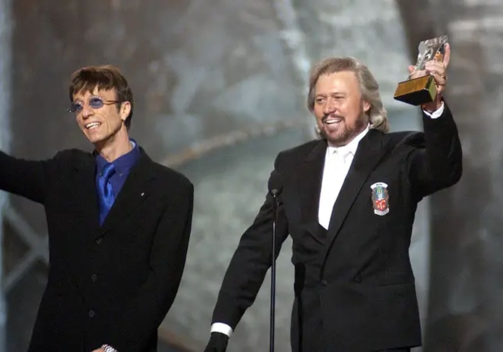 Robin Gibb’s heartbreaking final words to his brother Barry weren’t ...