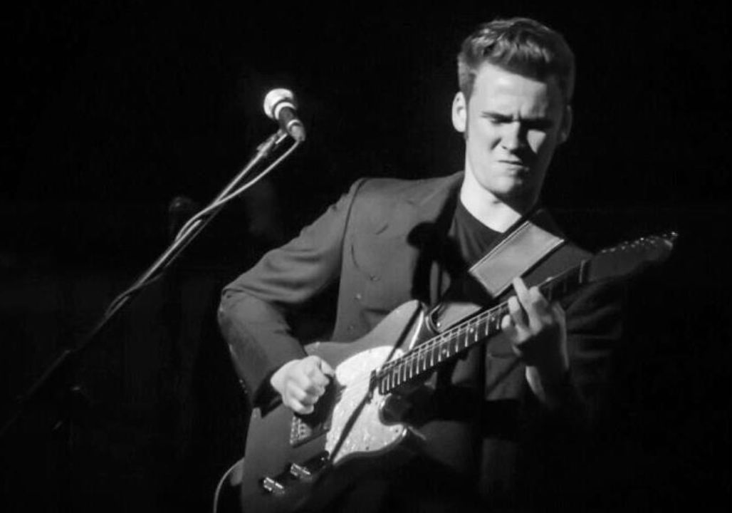 There’s a moment every country fan remembers — the sound of Merle ...